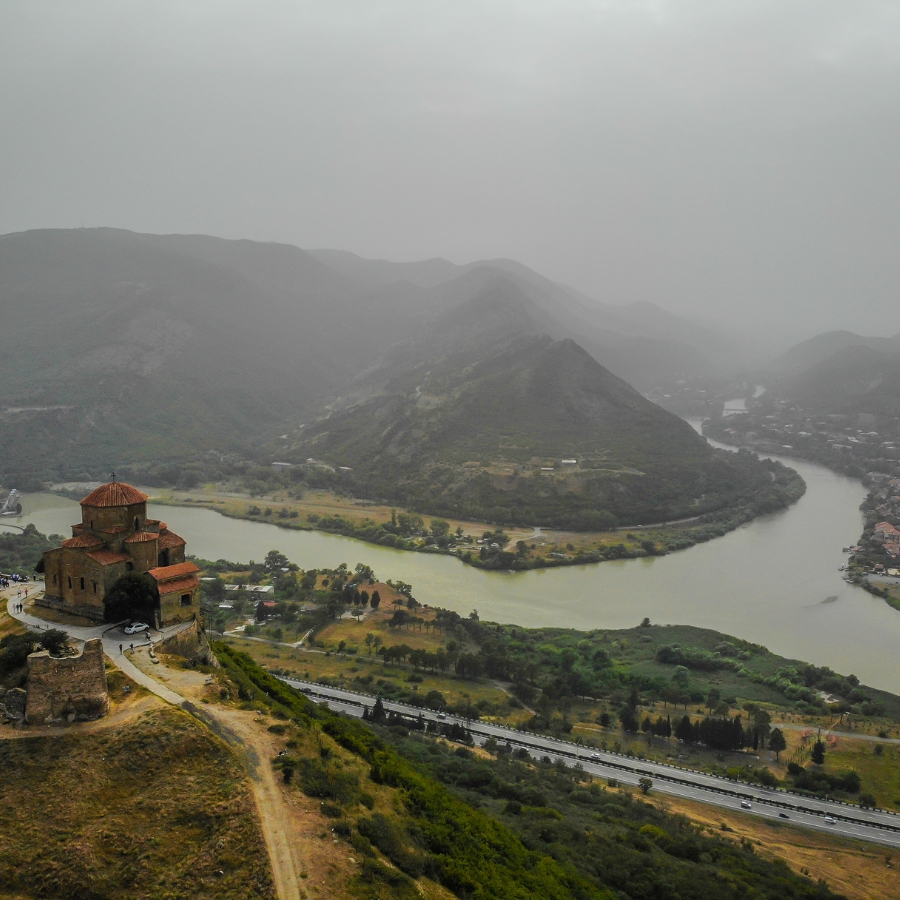 วิหารจวารี Jvari Monastery,จอร์เจีย – DAYSPLUS TRAVEL